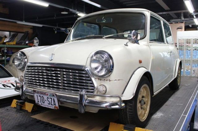2020年7月25日 土 ★クラシック ミニ1000 E 99x ・1989年式 レストアベース車が入庫いたしましたのでご紹介させて